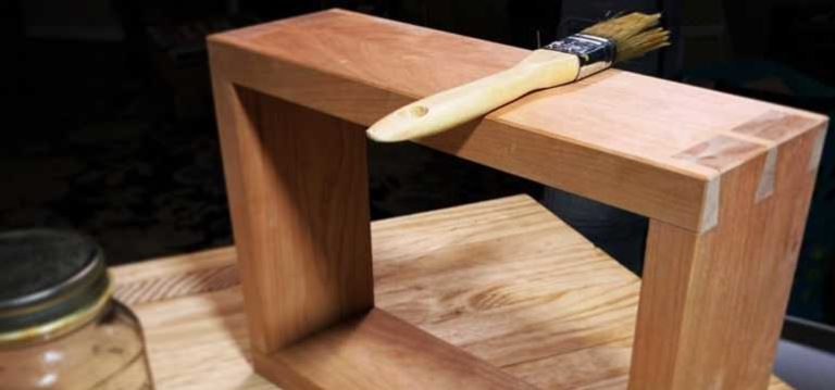 Shellac vs. Polyurethane