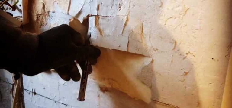 Asbestos in Plasterboard: How to Identify and Deal With